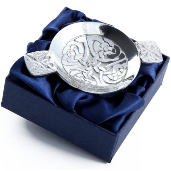 MINI Quaich, Knotwork Quartile – The Perfect Scottish Gift